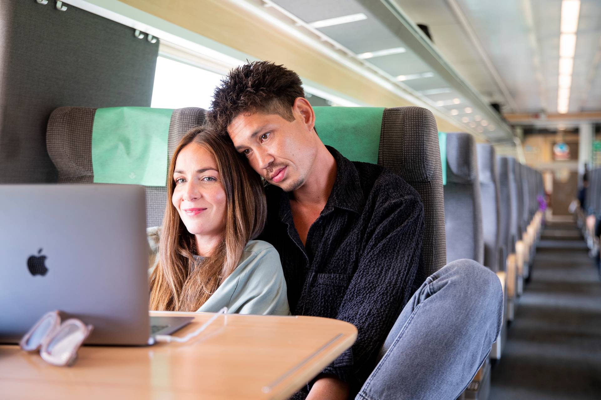 High-speed train to Stockholm - SJ Norge